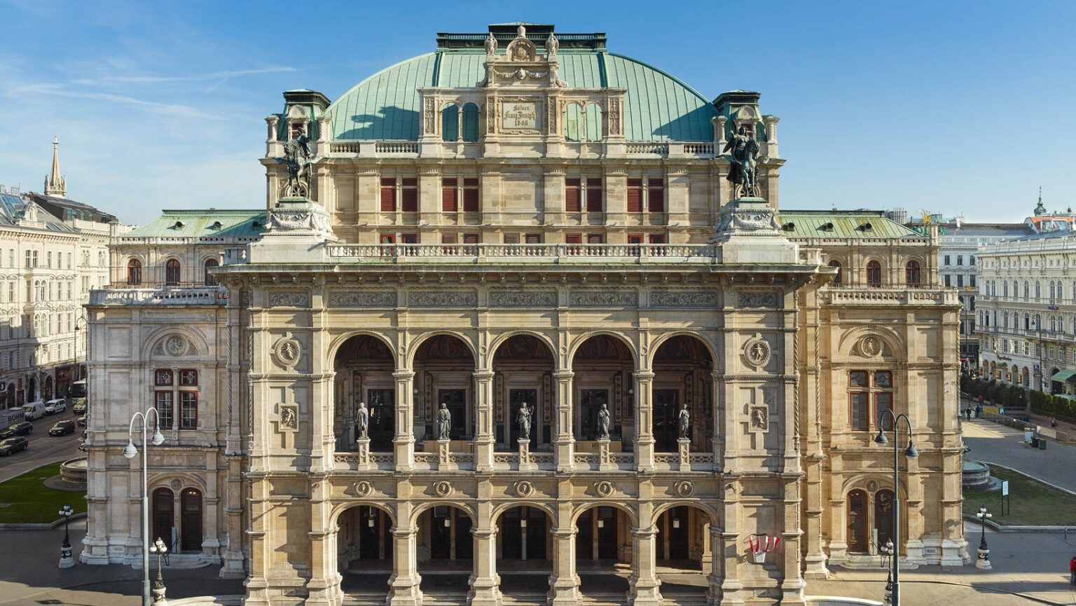 Wiener Staatsoper - Il trovatore Broadcast & Live Chat - Parterre Box