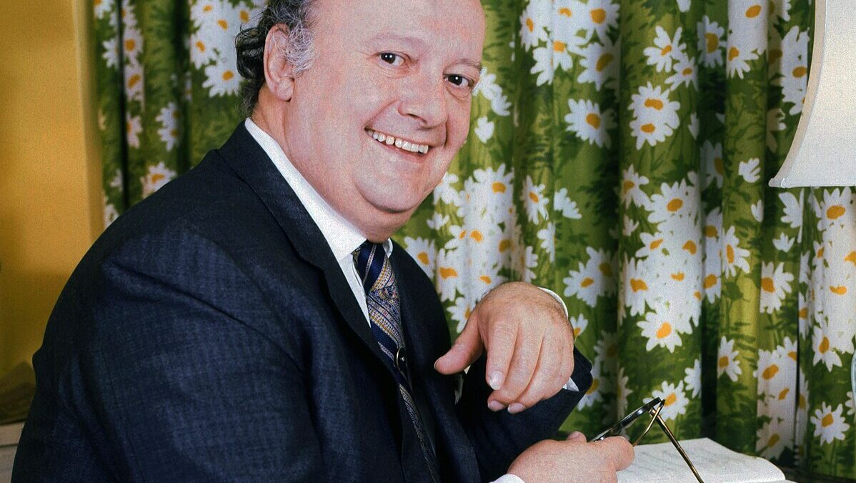 A favorite Donizetti performance from Peter Russell - Parterre Box