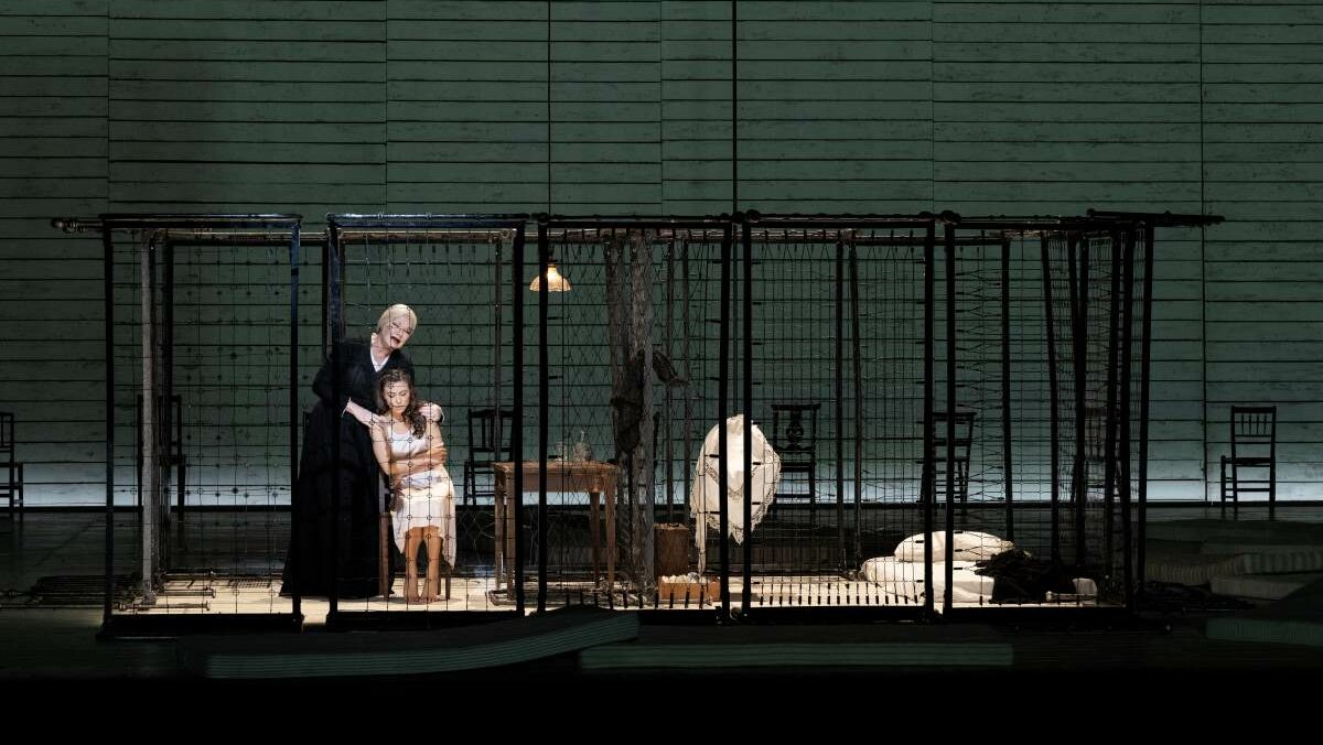 Metropolitan Opera - Jenufa Broadcast & Live Chat - Parterre Box