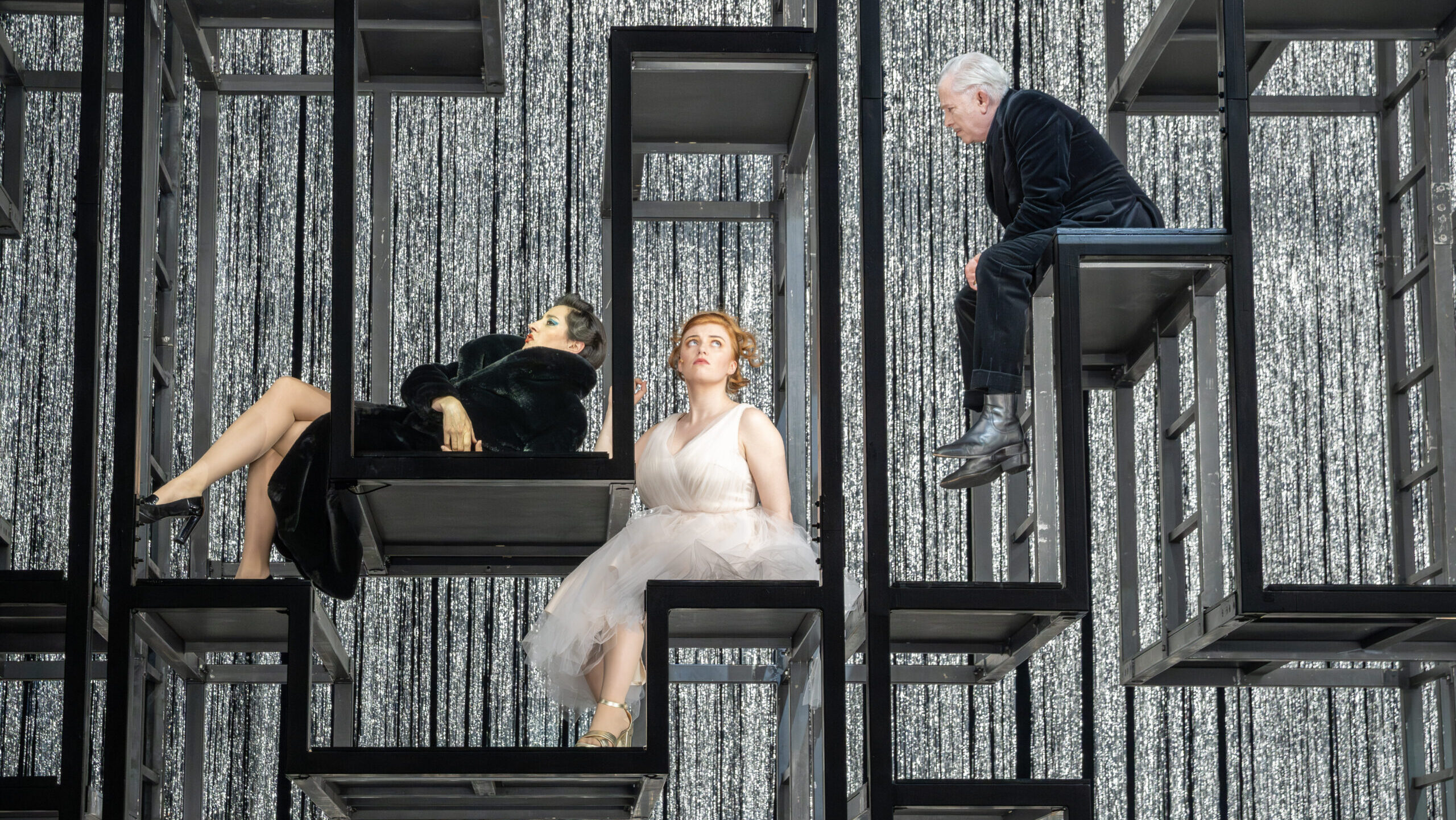 Pennies from heaven | BAM Review - The Threepenny Opera | Parterre Box