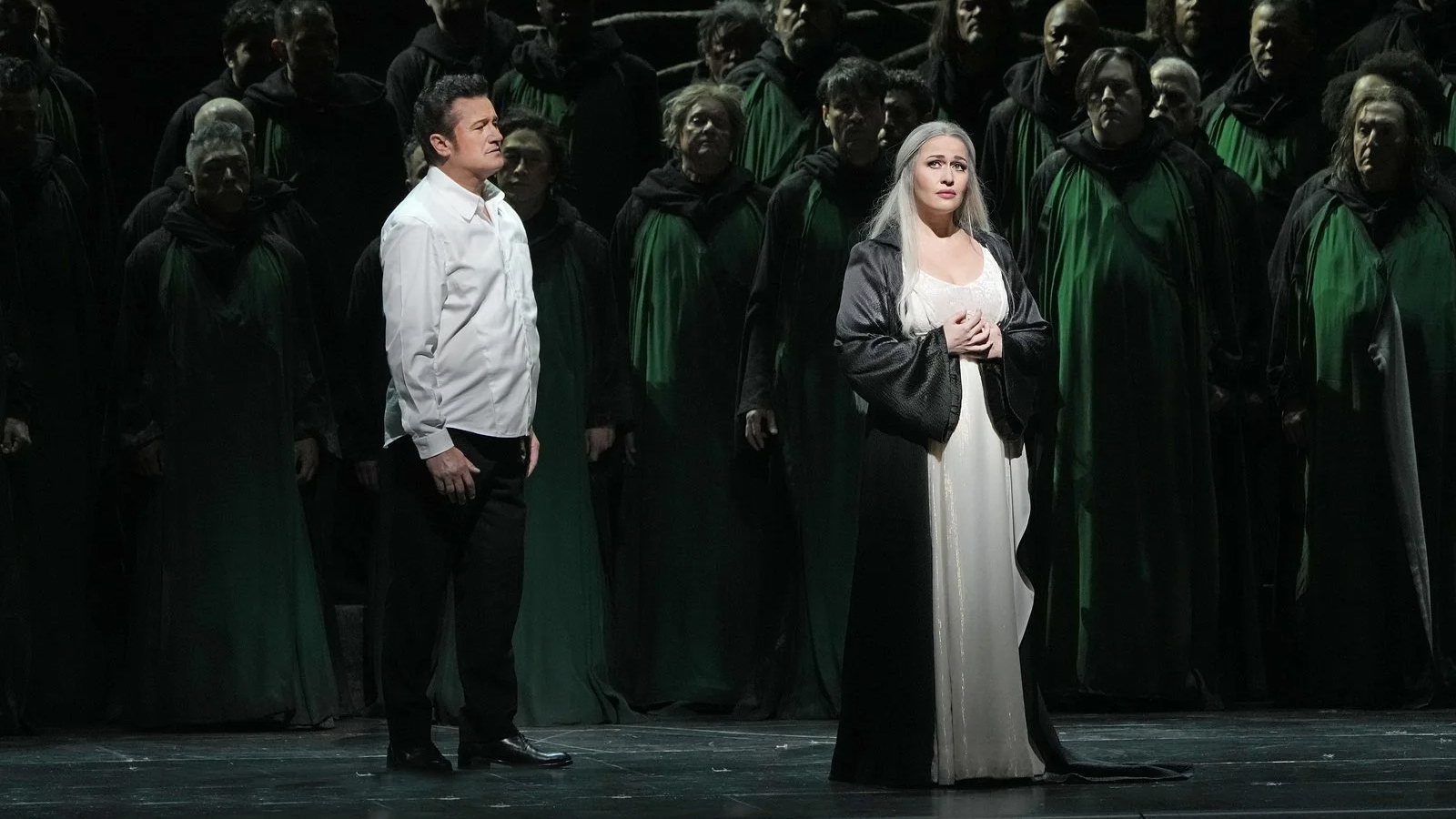 Erste Brautnacht - Parterre Box